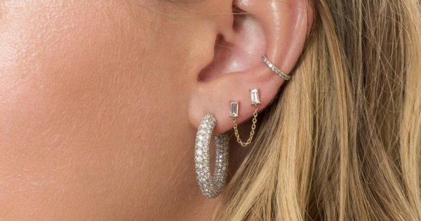 Discover our Earrings range. All personalized accessories to add a ...